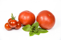 Tomatoes, year round average, raw, ripe, red nutrition facts and analysis.